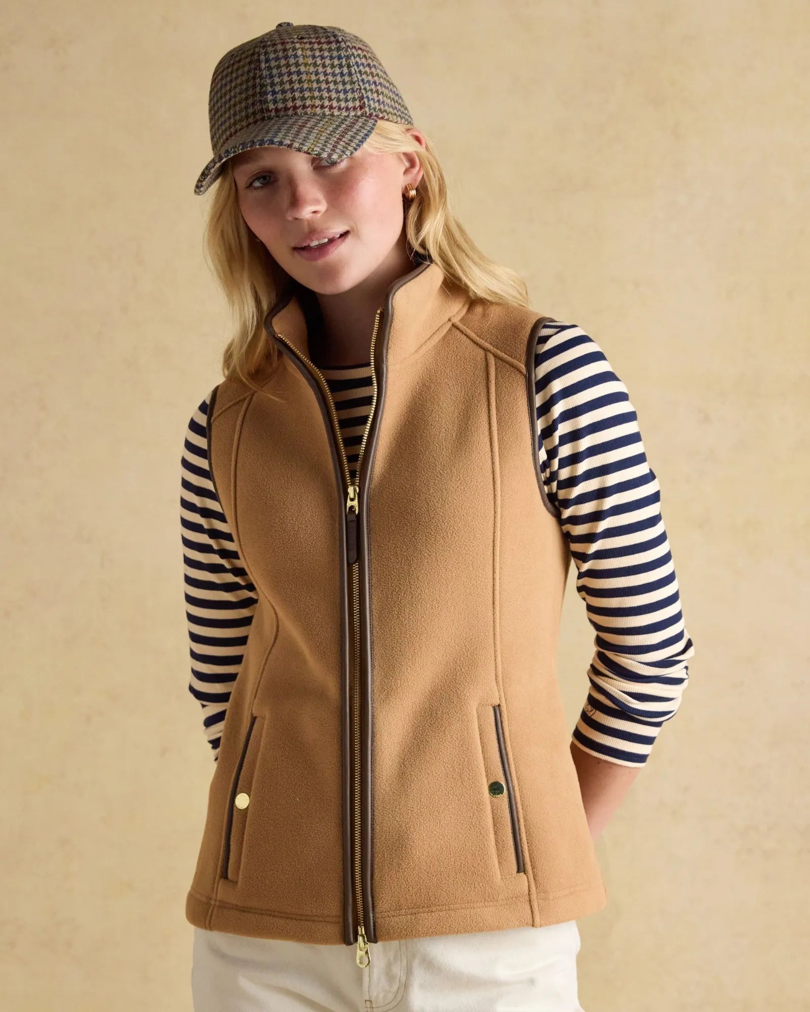 Joules Heritage Tan Fleece Gilet – Beacon
